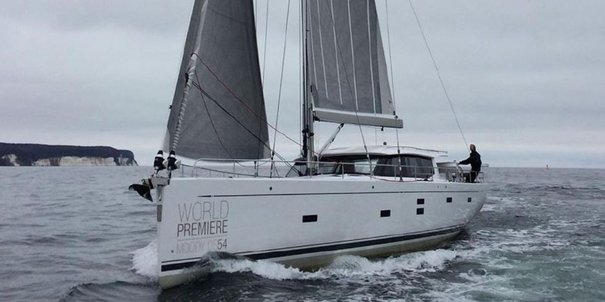 Moody DS54 For Sale | Berthon USA - Moody Yachts Dealer
